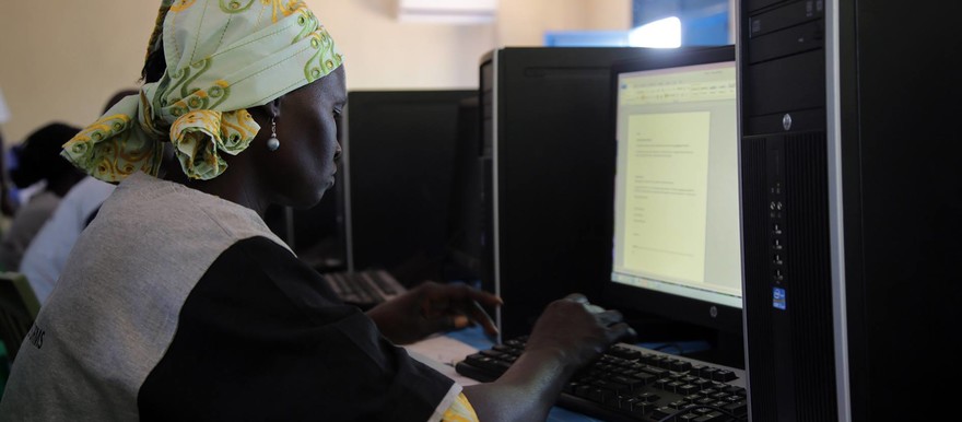 Students at Nuba refugee camp learn computer skills | Radio Tamazuj