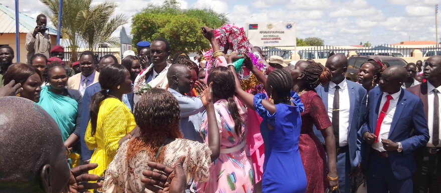 Warrap State: 5 ministers, 2 heads of commissions sworn into office ...