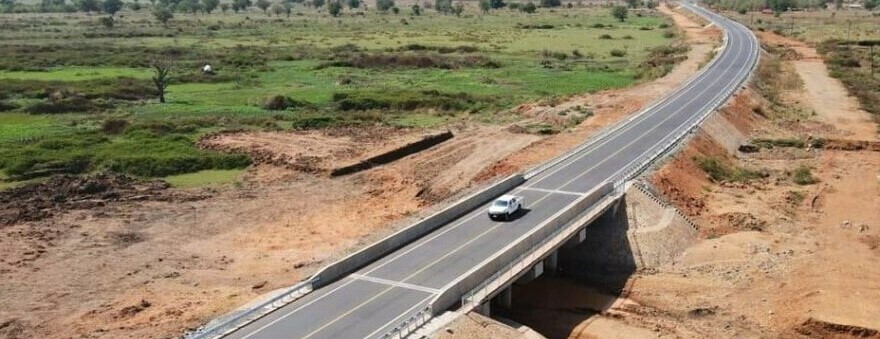 Excitement in Awerial as second phase of Juba-Rumbek road begins ...