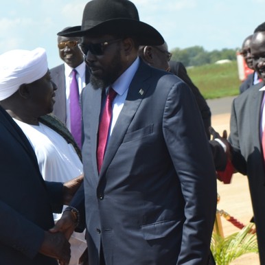 President Kiir returns to Juba after signing peace deal | Radio Tamazuj